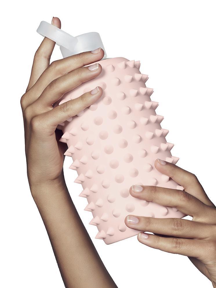 bkr Spiked Teddy 1L | bkr UK | Glass Water Bottles